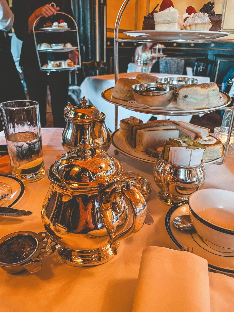 Afternoon Tea at the Dome | My Edinburgh Experience - Wonders of Scotland