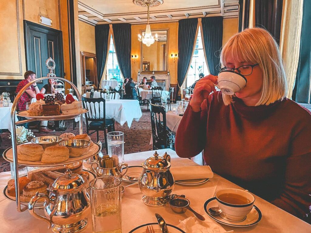 Afternoon Tea at the Dome | My Edinburgh Experience - Wonders of Scotland
