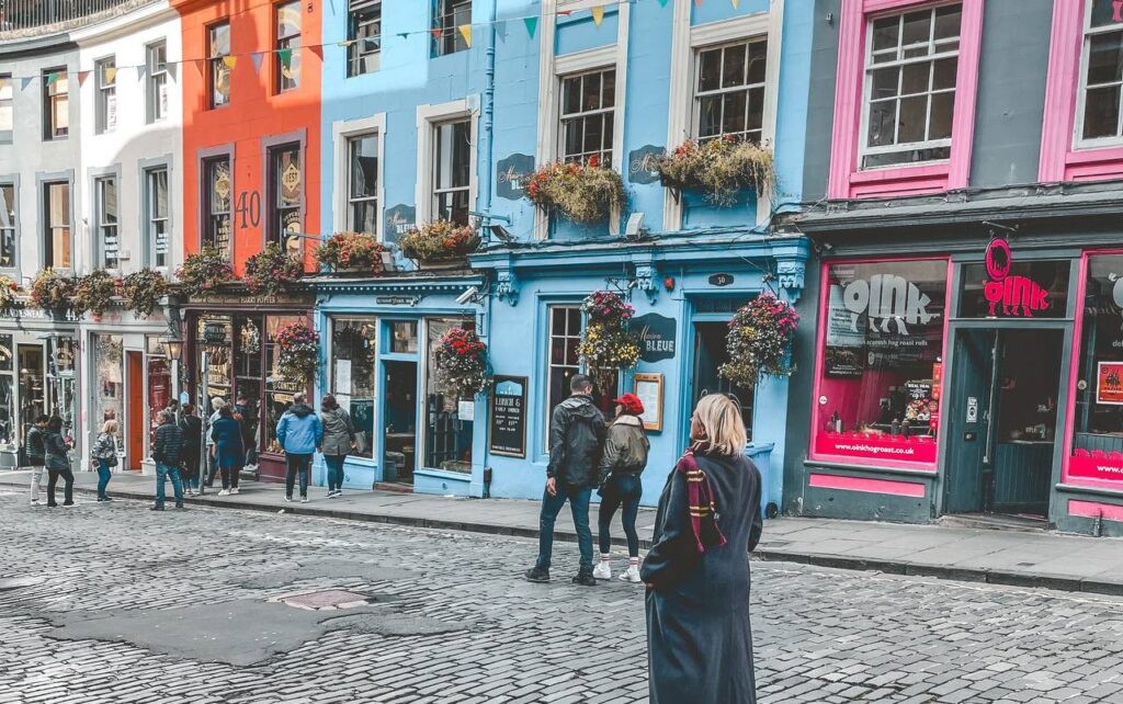 Top 5 best secret bars in Edinburgh | Hidden Jems